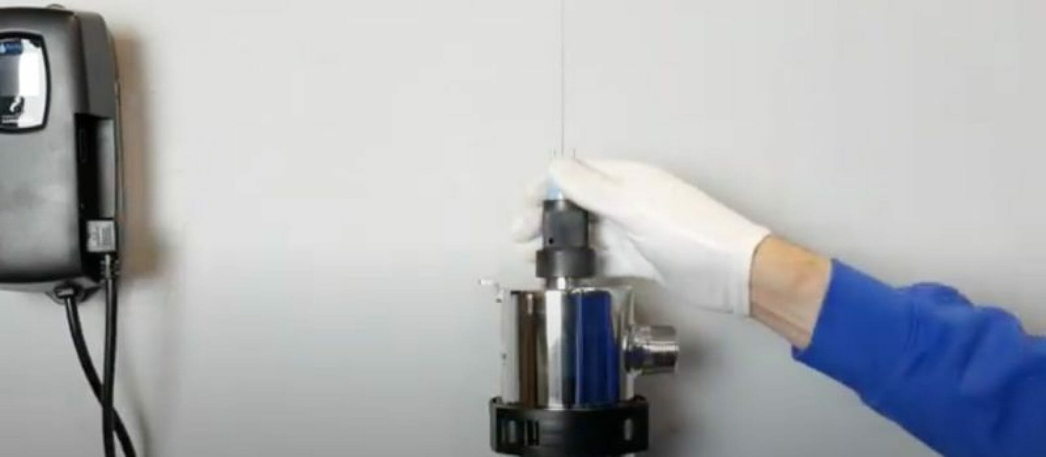 UV Lamp Replacement: How To Change A UV Light Water Filter
