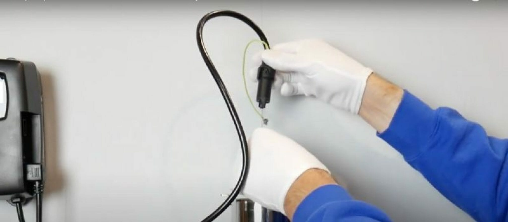 UV Lamp Replacement: How To Change A UV Light Water Filter